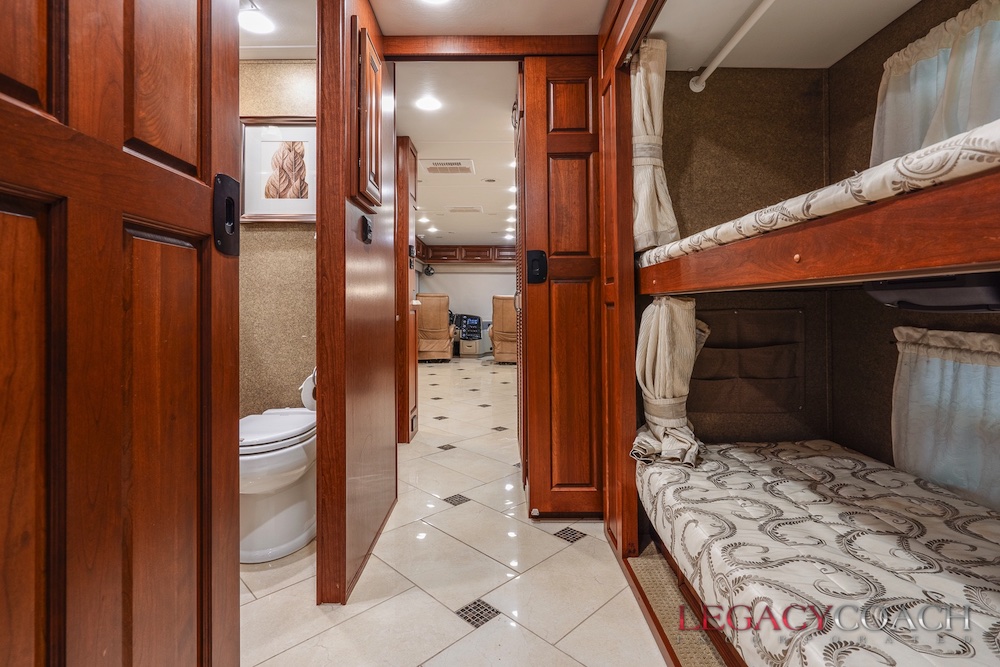 2014 Forest River Charleston 430BH Quad Slide Bunk Coach
