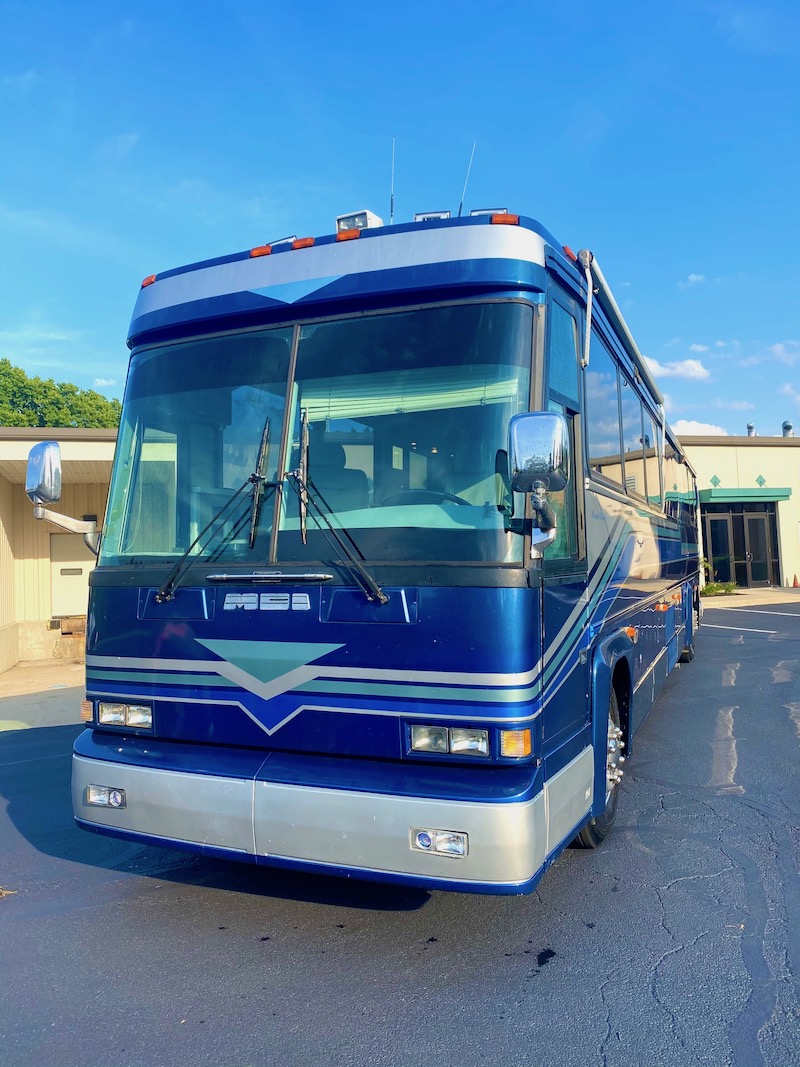 1997 MCI DL Model Custom Coach Non Slide