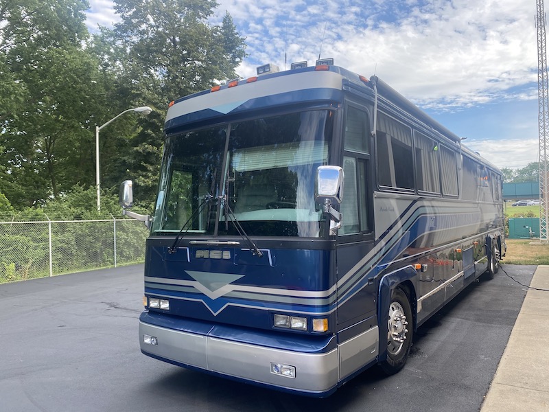 1997 MCI DL Model Custom Coach Non Slide