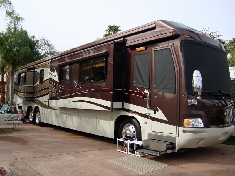 2006 Monaco Signature 45' Quad Slide