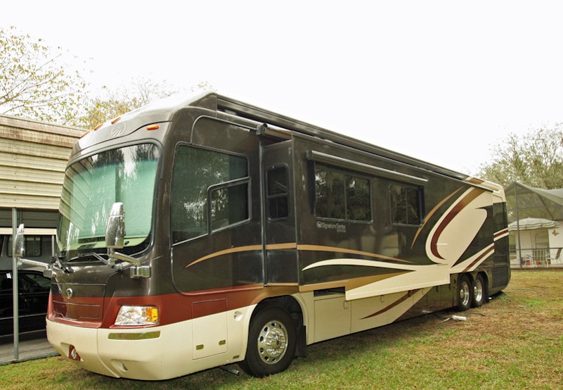 2007 Monaco Signature 45’ Noble IIITriple Slide