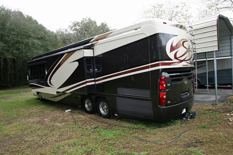 2007 Monaco Signature 45’ Noble IIITriple Slide