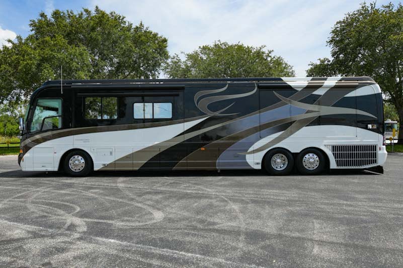 2008 Country Coach Magna RembrandtQuad Slide