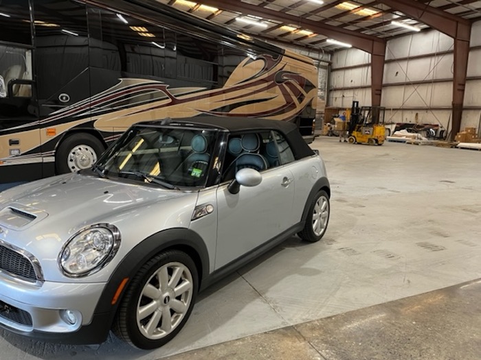 2010 Mini CooperTow Car