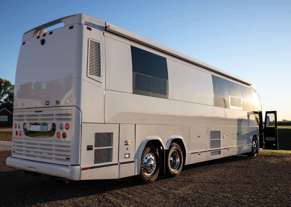 2010 Prevost Amadas H3-45Non Slide Executive Coach