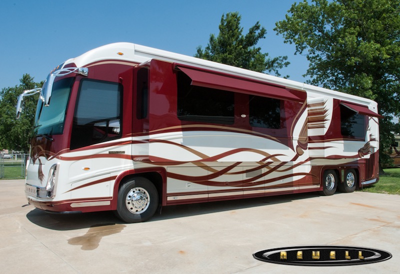 2011 Newell Coach 45' Quad Slide