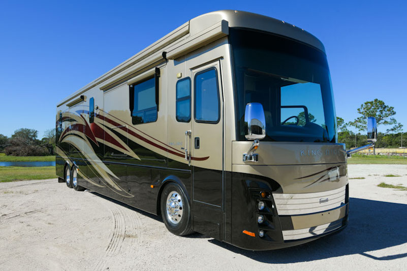 2012 Newmar King Aire 4584Triple Full Wall Slide