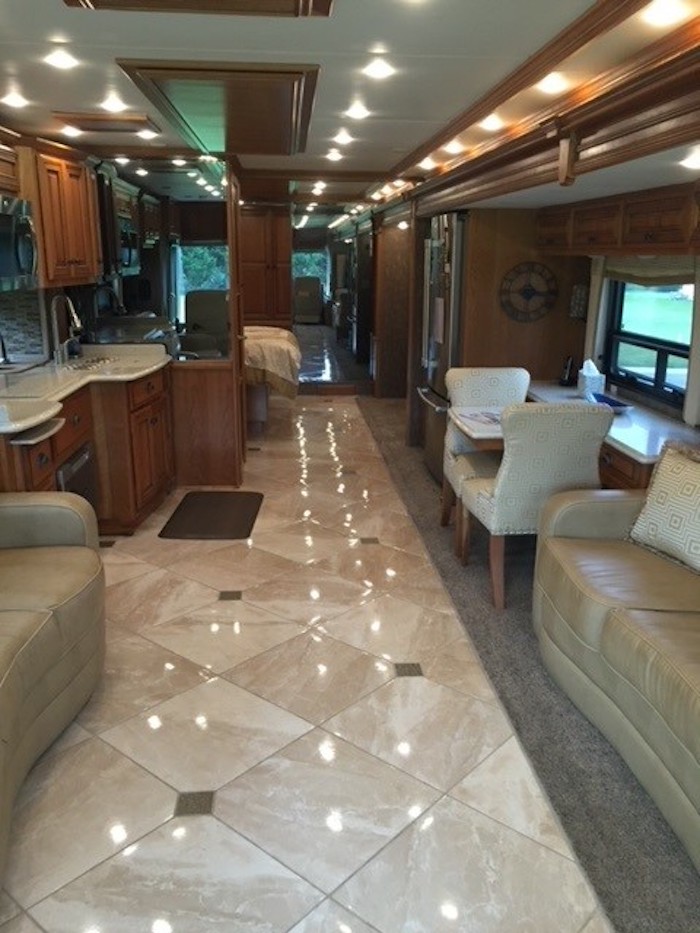 2015 Newmar Dutch StarTriple Slide
