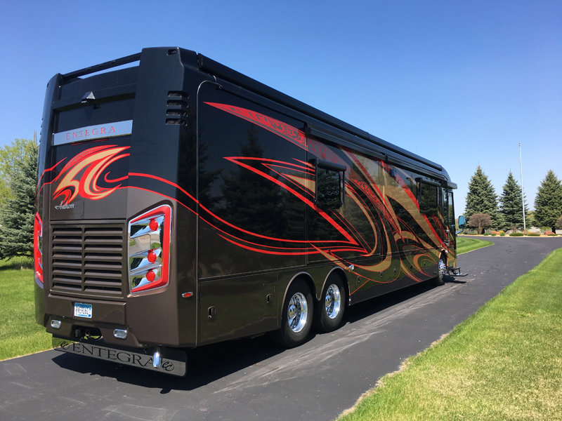2016 Entegra Anthem 44BQuad Slide