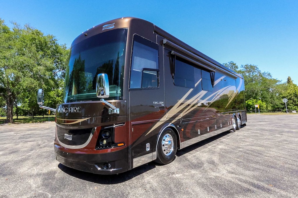 2017 Newmar King Aire 4584 Triple Slide # 2266