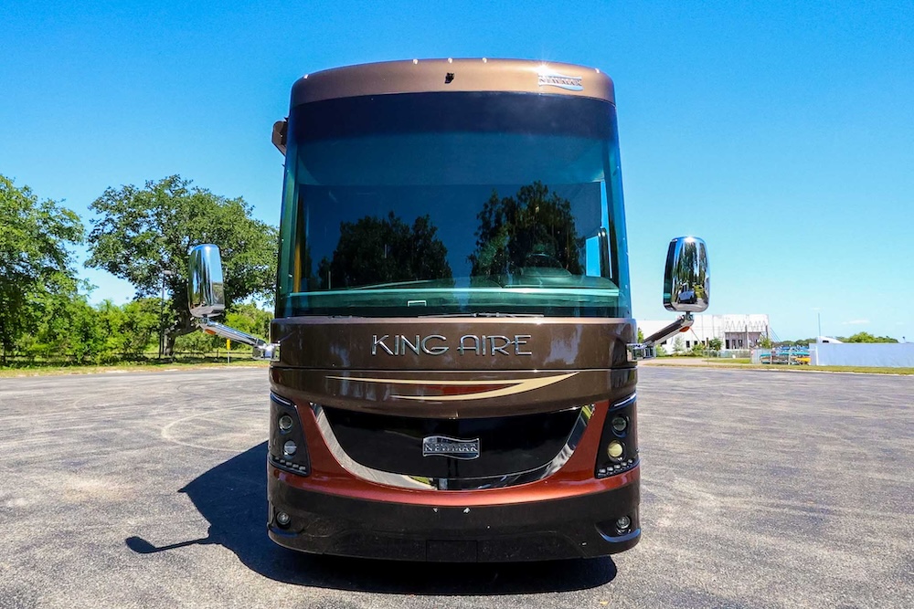 2017 Newmar King Aire 4584 Triple Slide # 2266