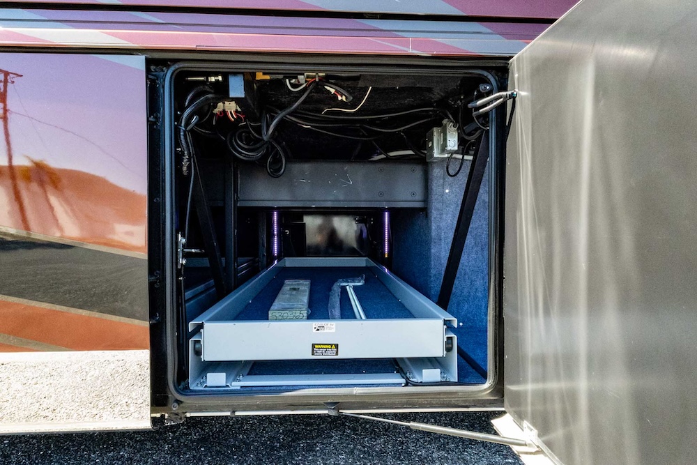 2017 Newmar King Aire 4584 Triple Slide # 2266