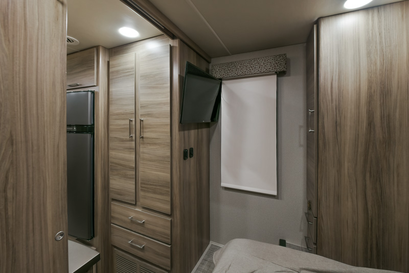 2018 Jayco Melbourne Prestige 24KPDouble Slide