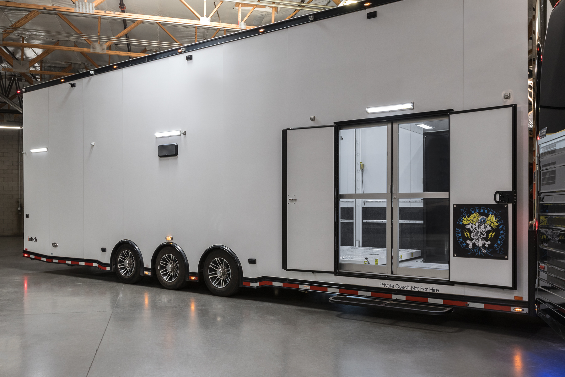 2019 In Tec Stacker # 100435