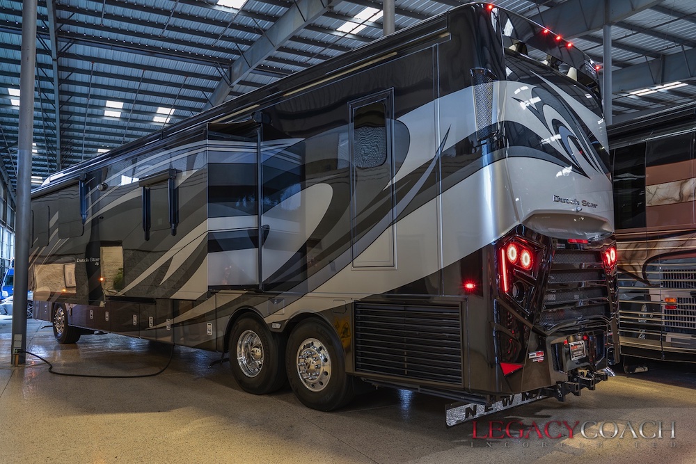 2019 Newmar Dutch StarTriple Slide