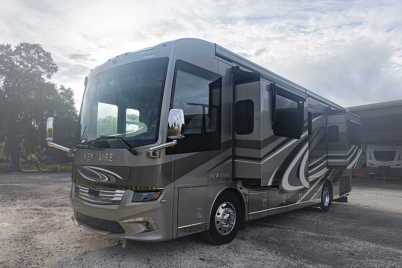 2019 Newmar New AireTriple Slide