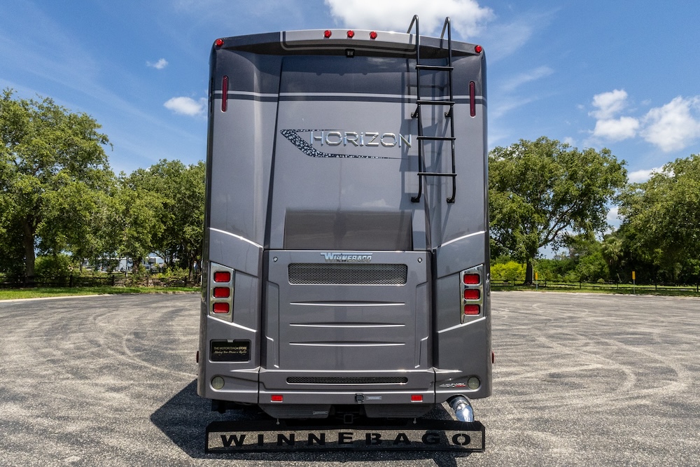 2015 Winnebago Horizon 42Q Triple Slide # 2436