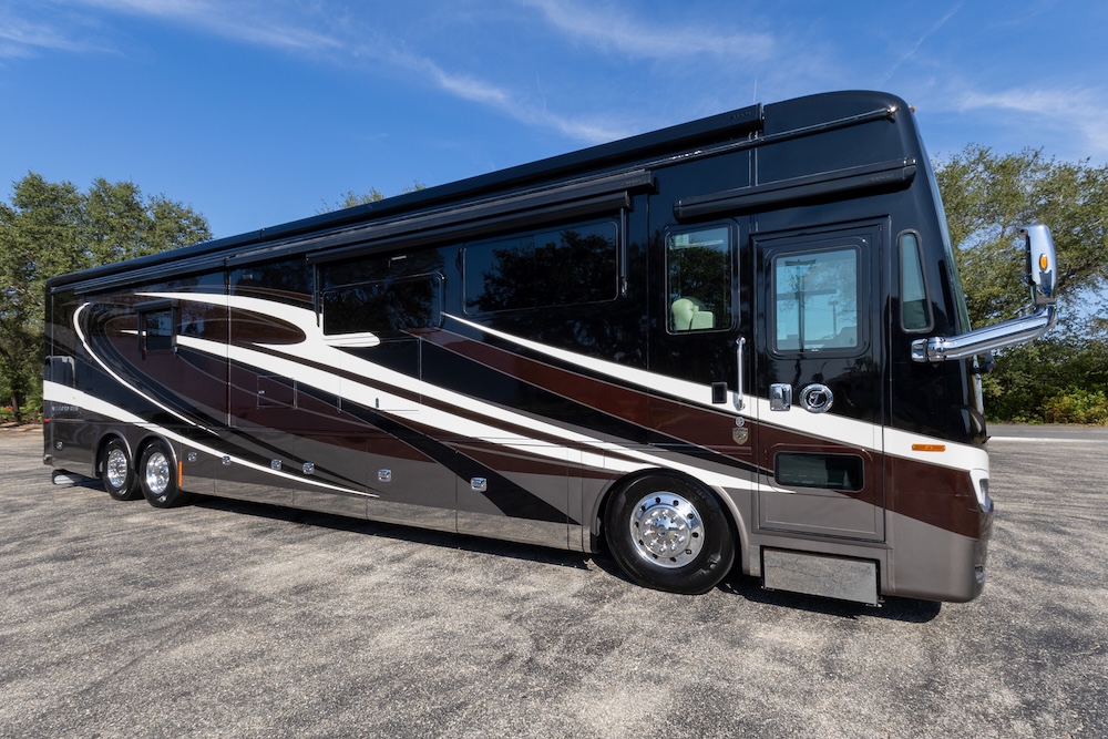 2022 Tiffin Allegro Bus 45 OPP Quad Slide