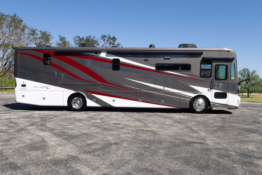 Tiffin Allegro Red 38LL Double Slide # 2405