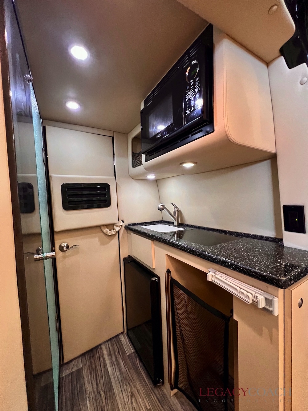 2023 Ultimate Toys Ultimate RV Non Slide