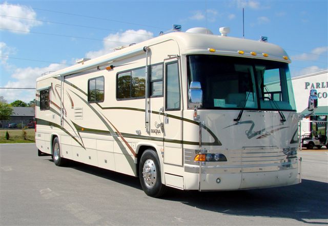 2000 Country Coach Luxury RV For Sale
