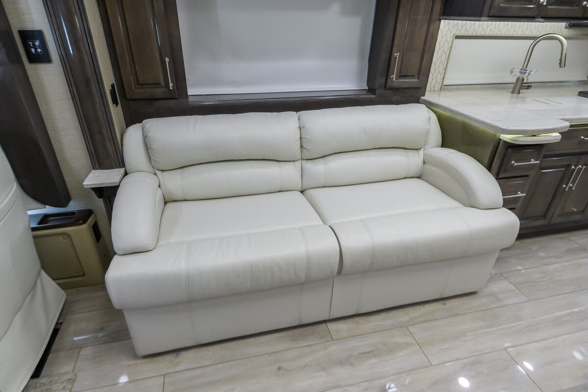 2021 Entegra Coach 44W